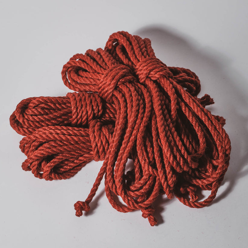 Red jute rope (treated, 6mm) – Anatomie Shop