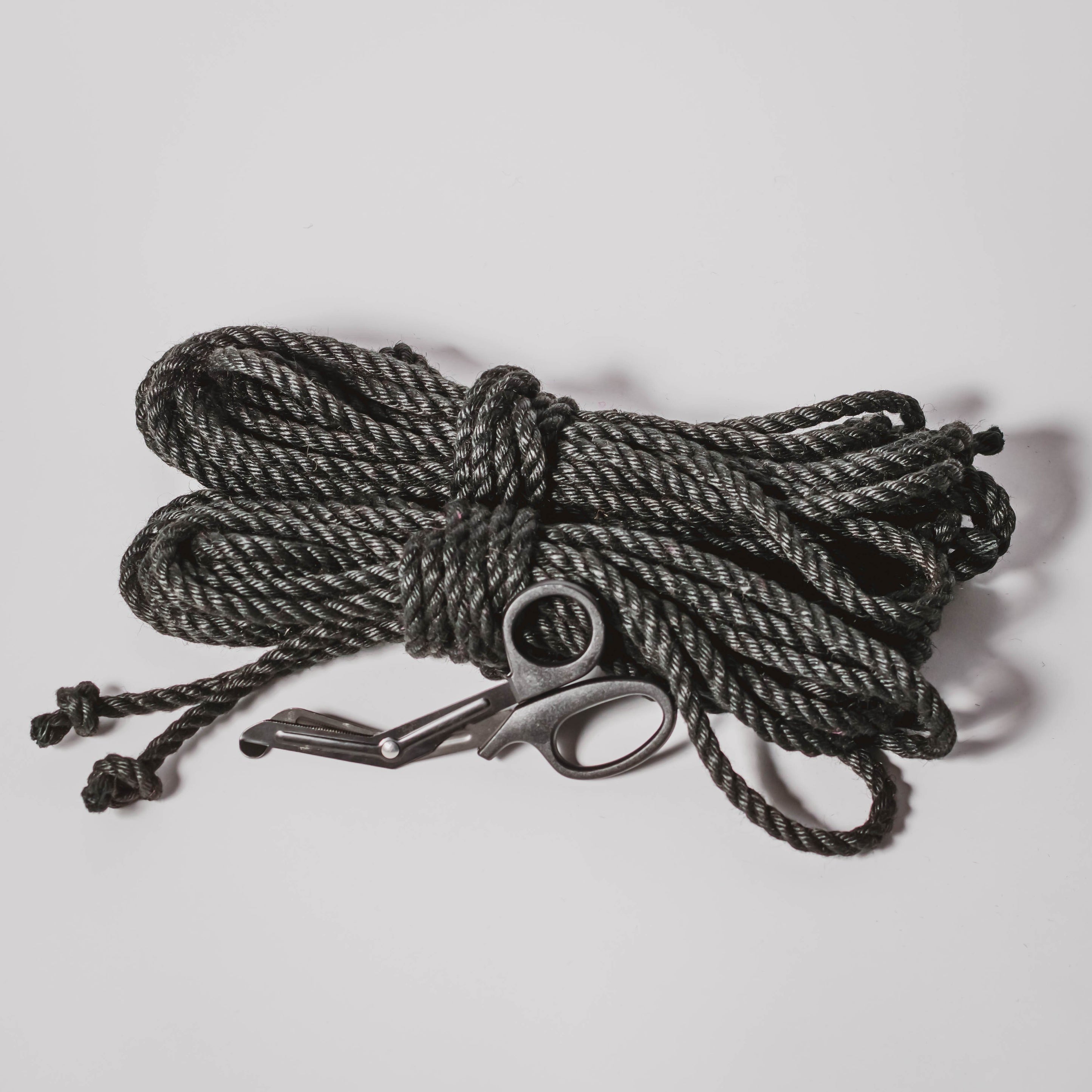 First Jute Rope Kit for Shibari – Anatomie Shop